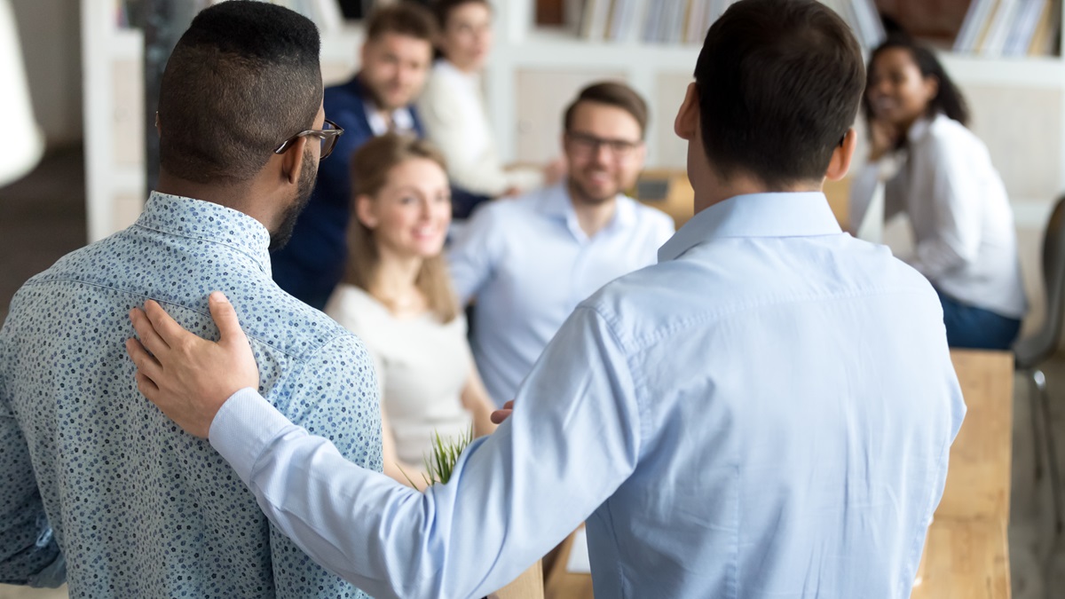 How to build an employee referral scheme - Raconteur